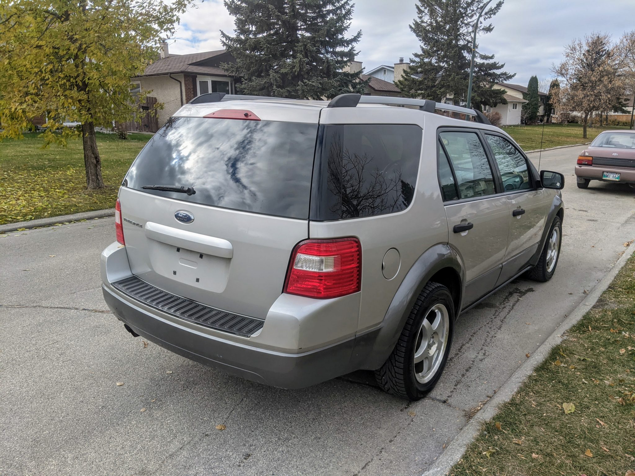 2006 FORD FREESTYLE SE – Used Cars Winnipeg