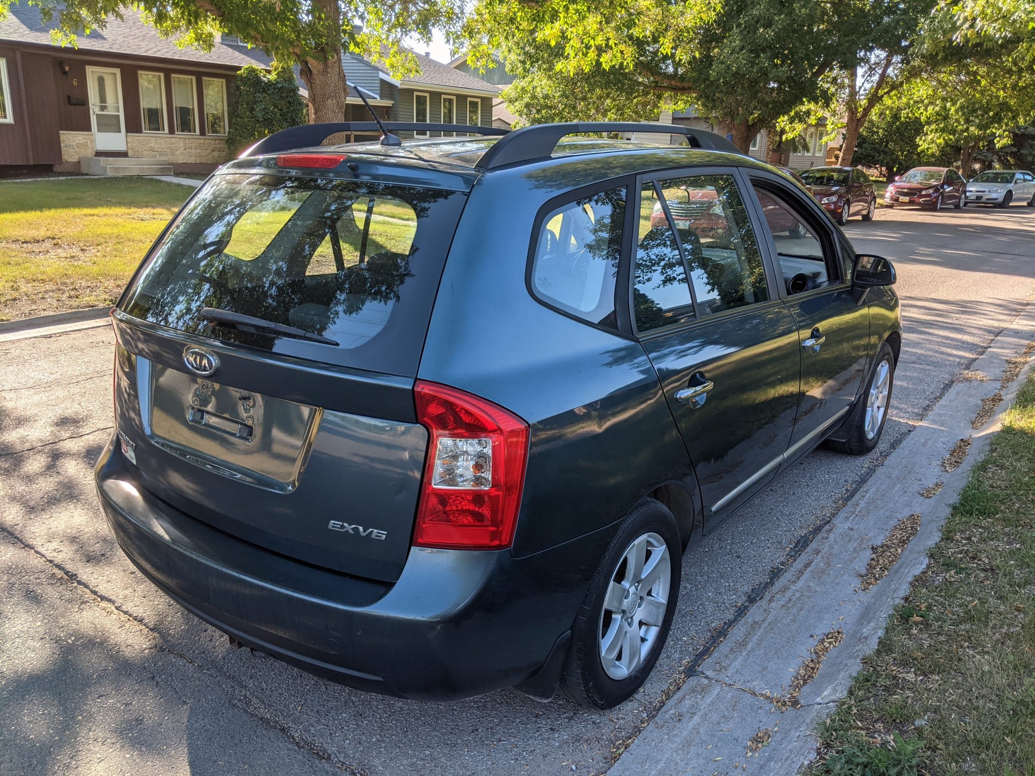 2009 KIA Rondo – Used Cars Winnipeg